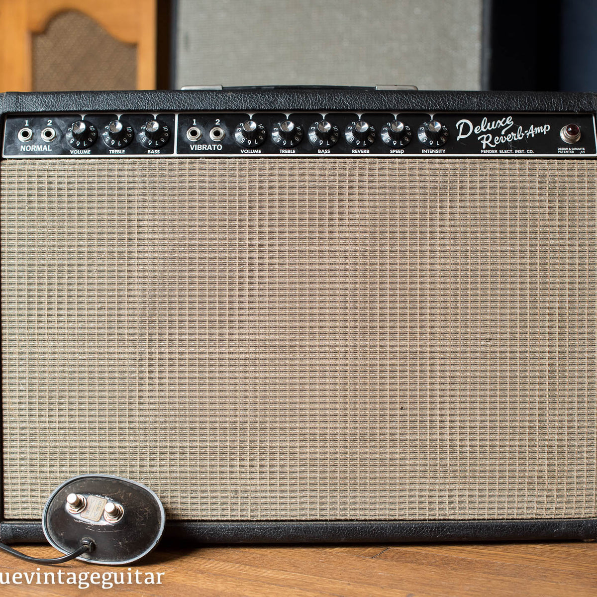 Vintage 1965 Fender Deluxe Reverb-Amp – True Vintage Guitar