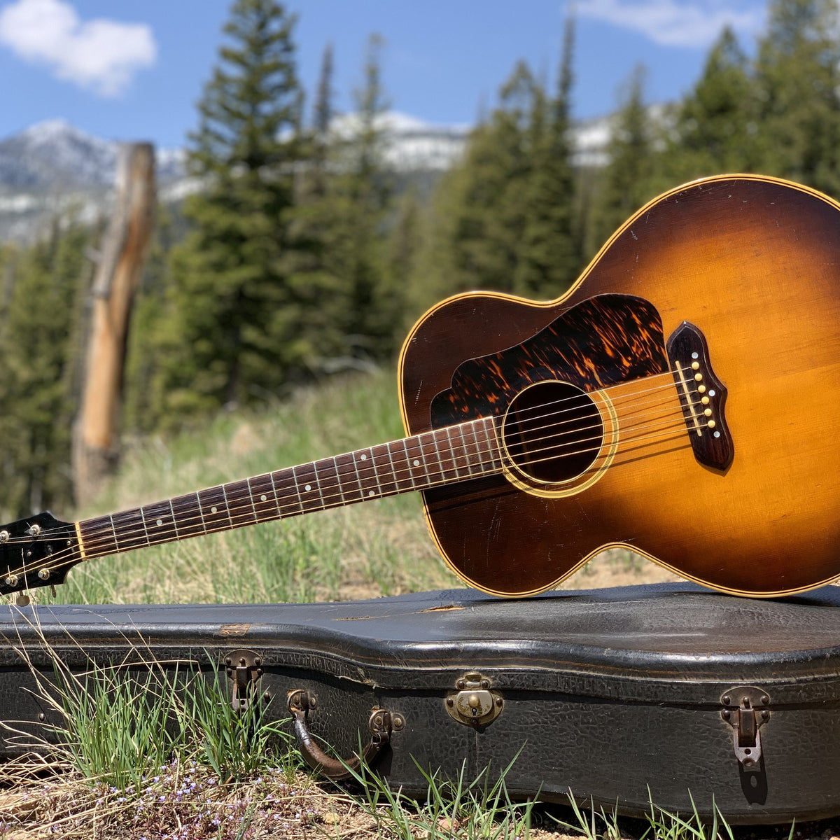 1941 Gibson Super Jumbo 100 Guitar Buying Trip to Missoula, Montana ...