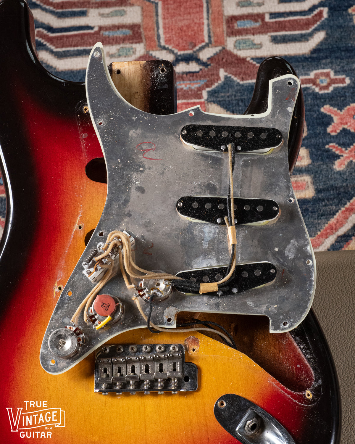 Fender Stratocaster 1963 Sunburst – True Vintage Guitar