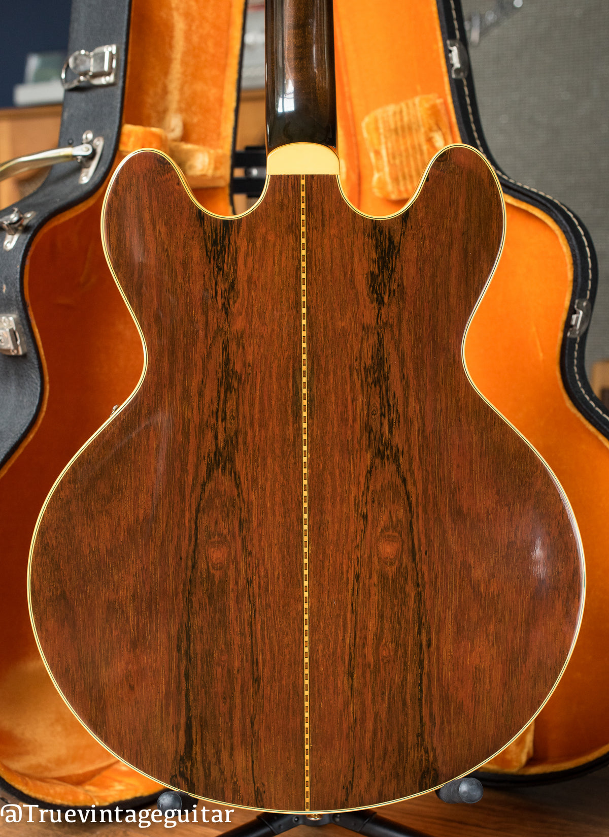 Vintage 1970 Gibson Crest Gold guitar – True Vintage Guitar