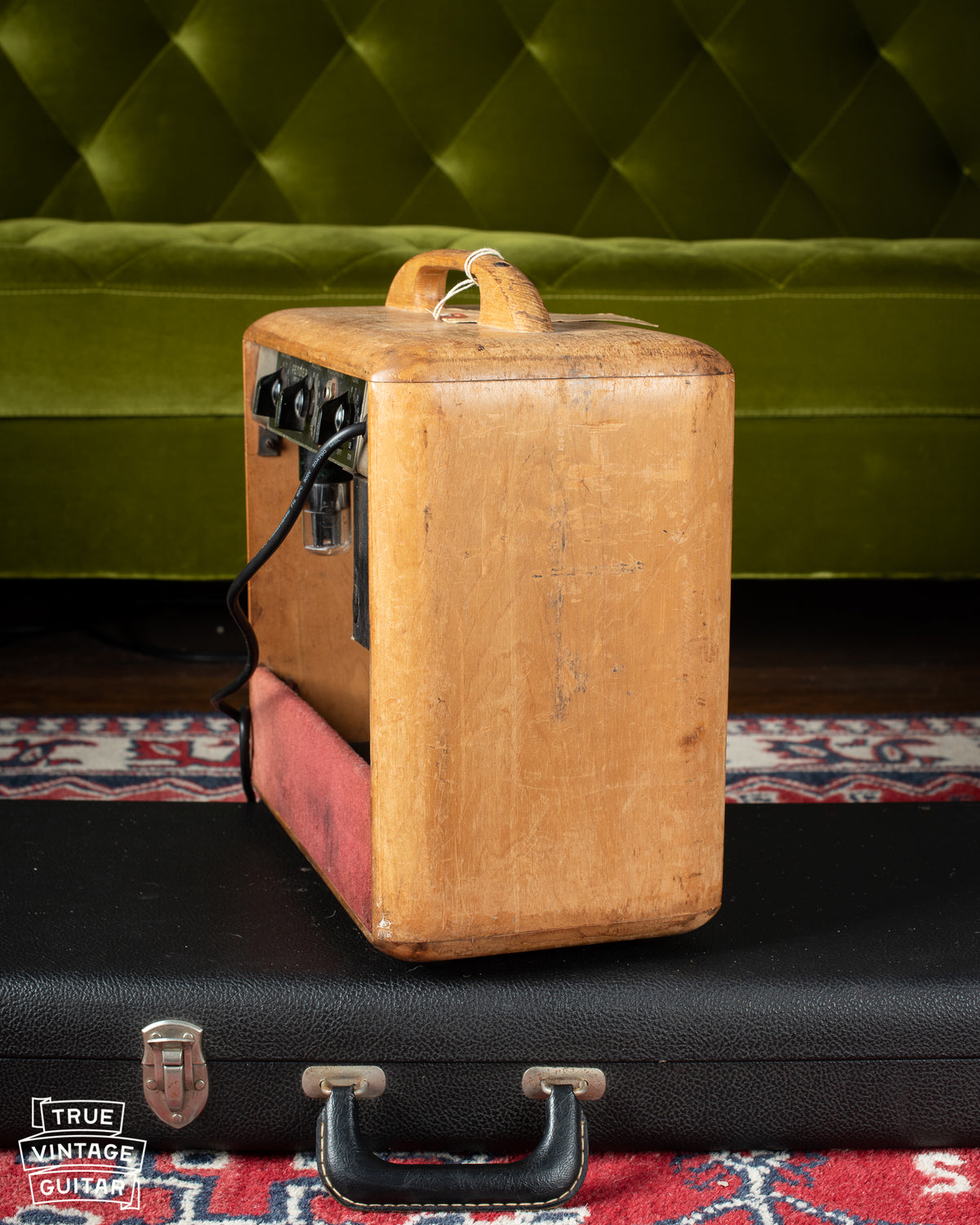 Vintage Amplifiers and Effects – True Vintage Guitar