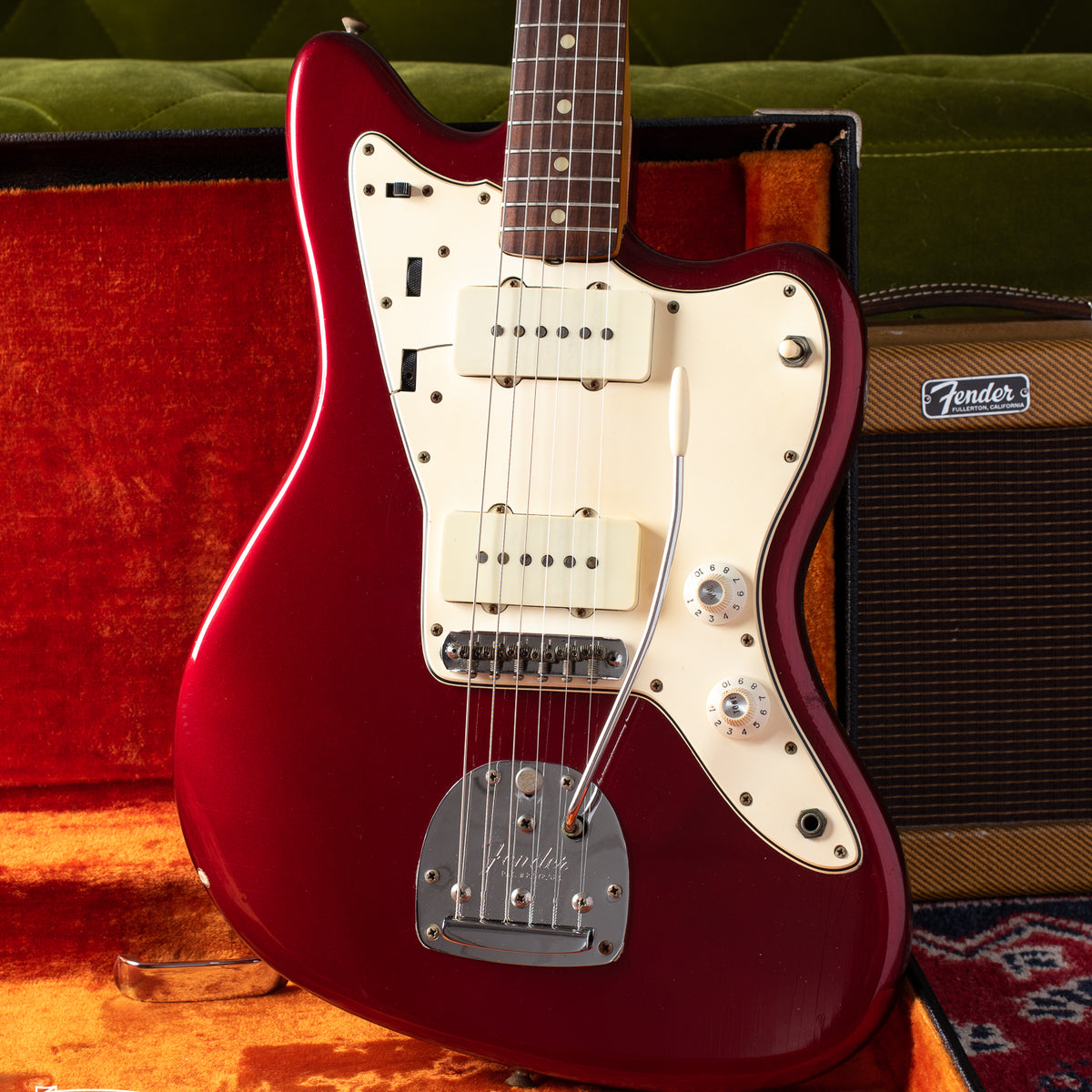 Fender Jazzmaster 1965 Candy Apple Red – True Vintage Guitar
